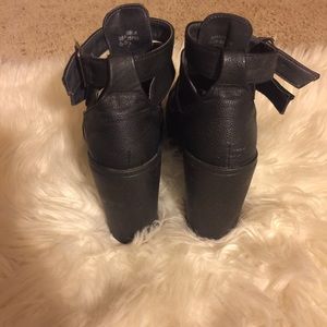 Topshop | Shoes | Topshop Chunky Booties | Poshmark